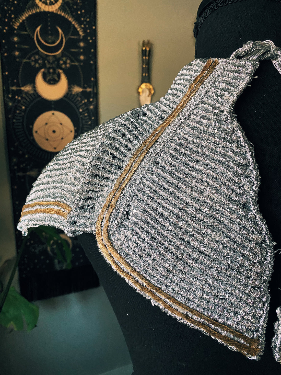 Ceremonial Mithril Armor – The Goddess Armory